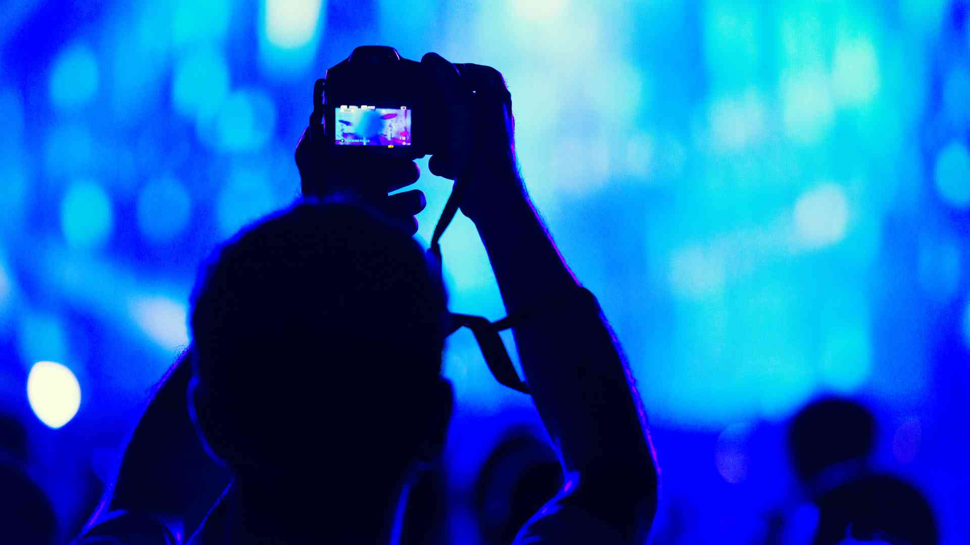 Come trovare il miglior fotografo per conferenze, meeting e lanci di ...